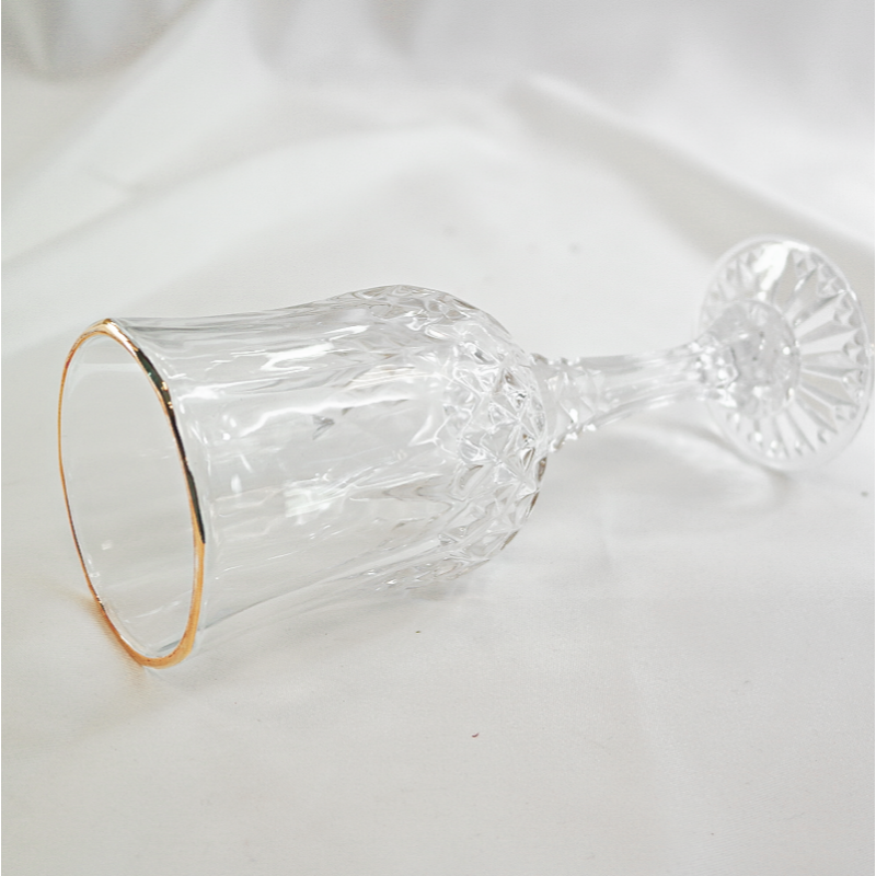 Set de 6 verres à pied en verre transparents liseré doré